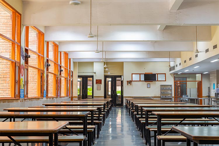Best MBA College in Noida Delhi NCR UP | Best B School